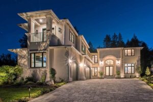 19 American House Styles - A Quick Guide to Iconic Home Designs - Luxe ...