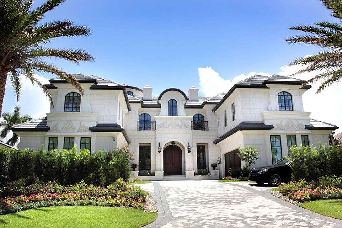 Palatial Manor House Plan (Floor Plan) - Luxe Dreamer